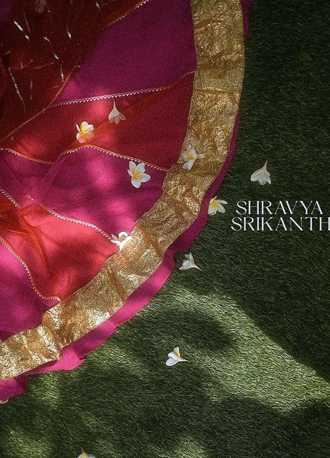 ఆర్జీవీ మేనకోడలు శ్రావ్య వర్మ పెళ్లి వేడుకలు.. సందడి చేసిన యాంకర్ సుమ ...